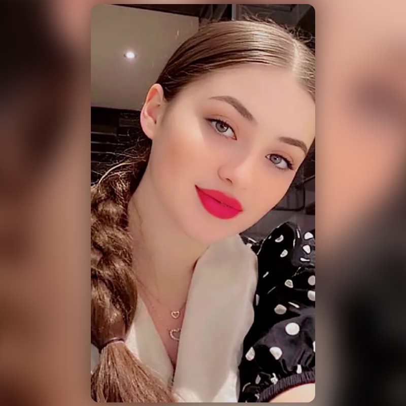 Flower Crystal Lens by Sts Trends - Snapchat Lenses and Filters