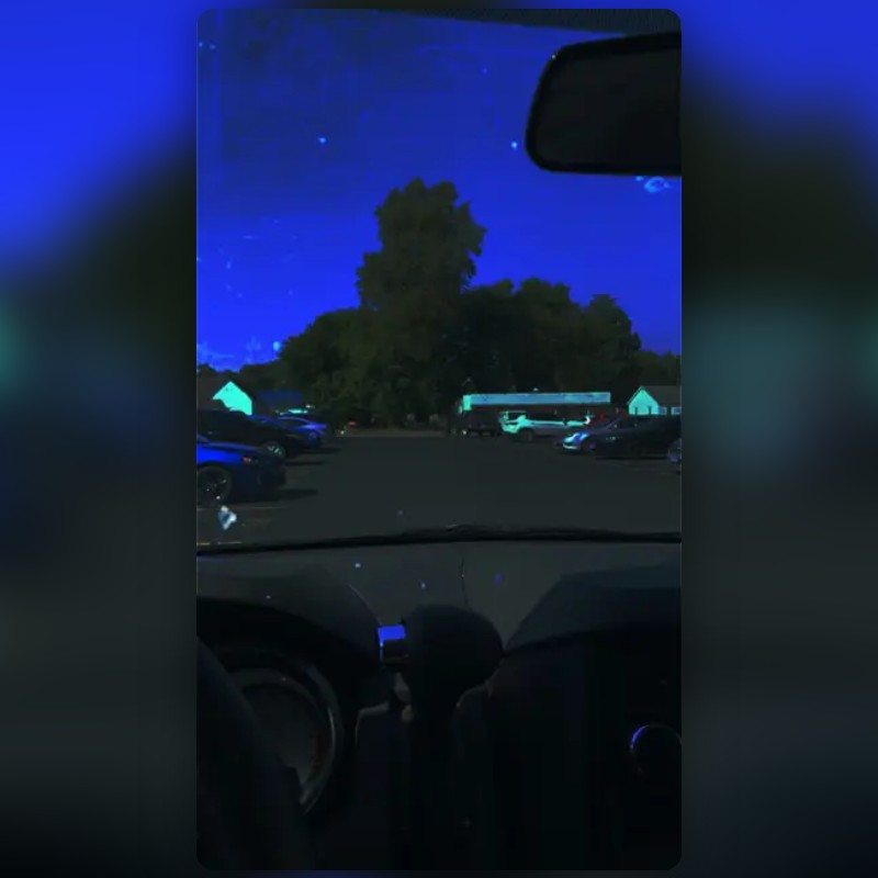 Blue lines Lens by Aiden Eckleberry 🌪️ - Snapchat Lenses and Filters